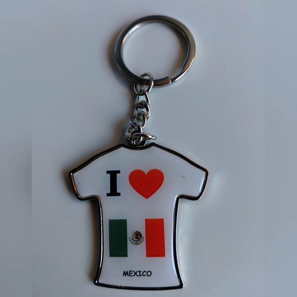 Art | I Love Mexico Keychain | Poshmark